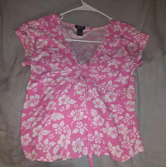 Rue21 | Tops | Rue 2 Pink And White Floral Shirt | Poshmark